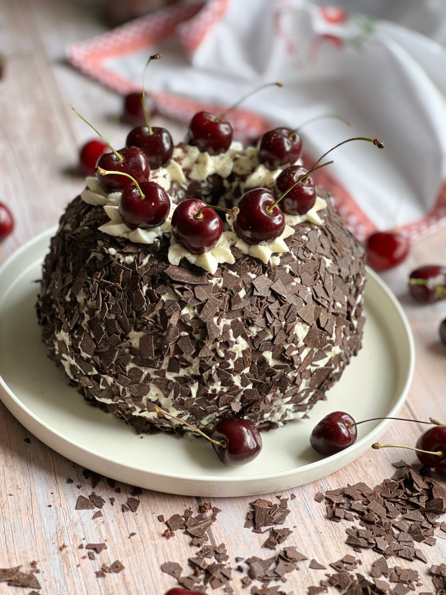 Schwarzwälder Kirsch Kranz – FOOD & MORE